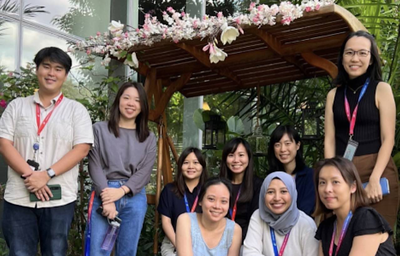 Singapore International Graduate Awards (SINGA) - You Can Lead BN